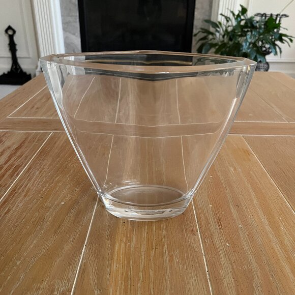 Tiffany & Co. | Accents | Tiffany And Co Crystal Vase Delta Sky Miles ...